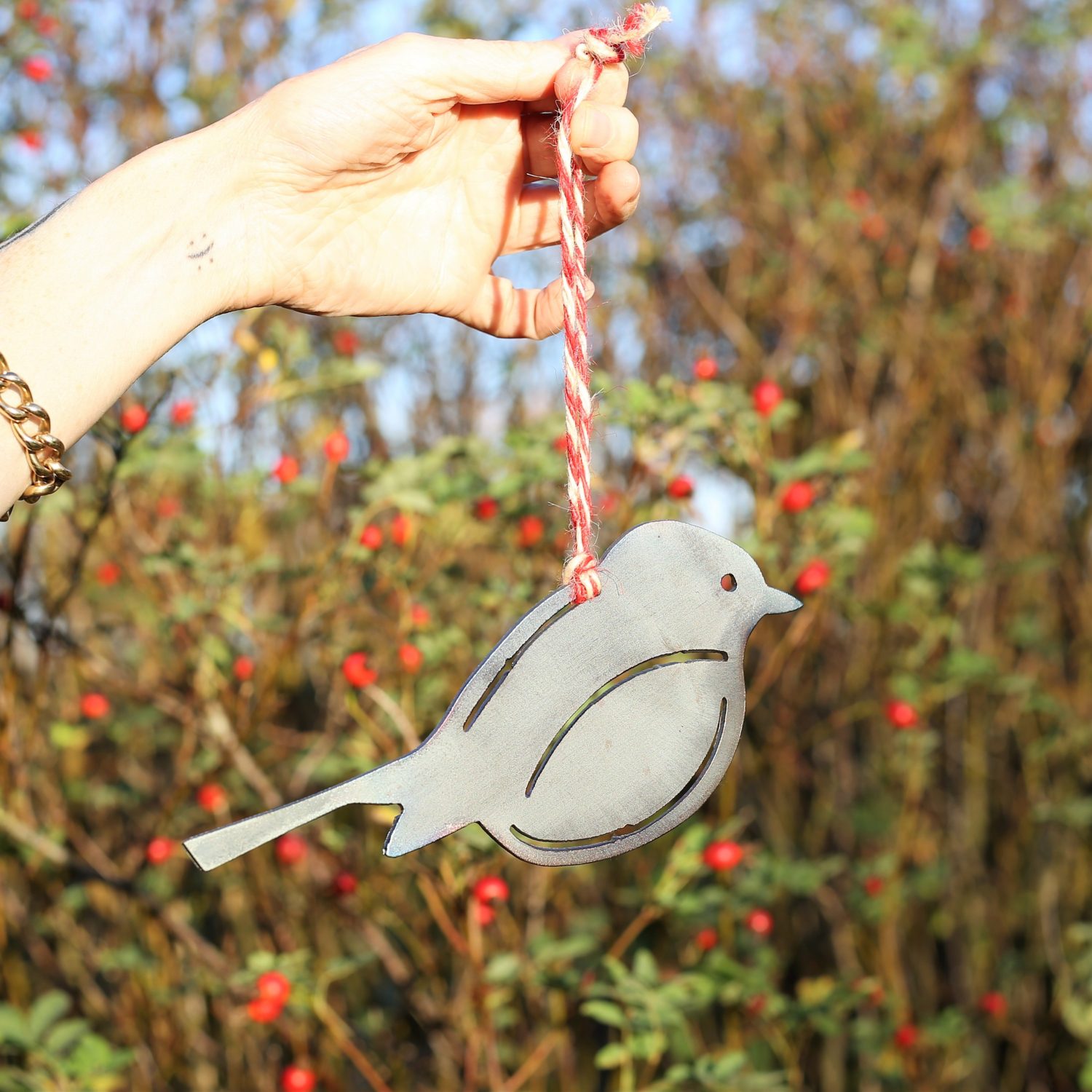 Hanging Metal Robin - Coach House Forge